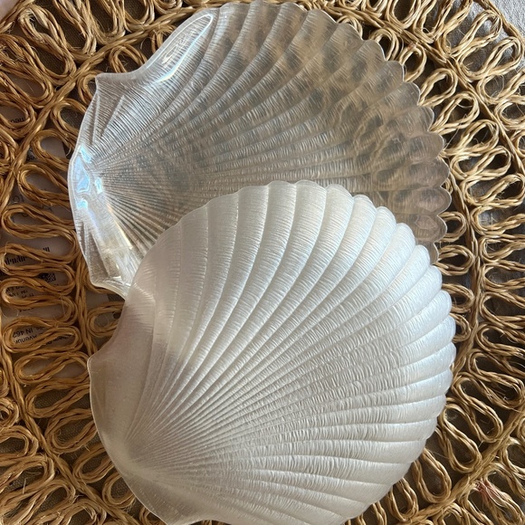 Unbranded | Dining | Pr Of Beautiful Opaque Shell Platesdishes Beach ...